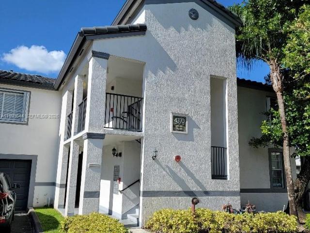 4370 NW 107th Ave, Unit 107, Doral, FL 33178 | MLS #A11993