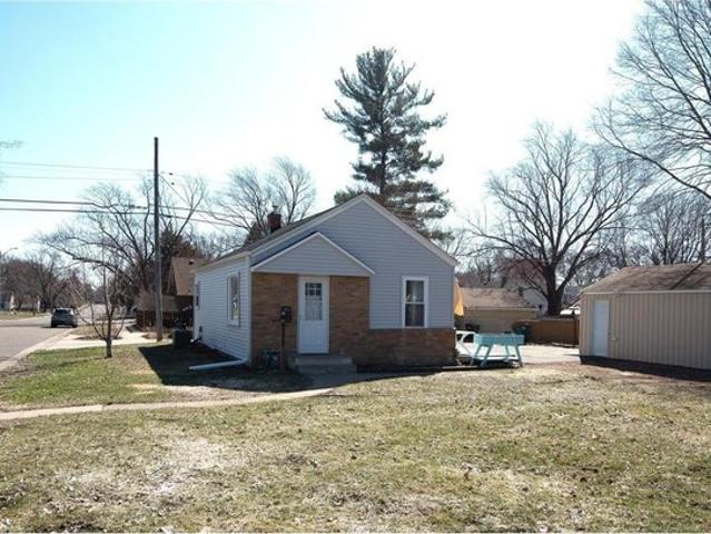 4370 Adair Ave N, Crystal, MN 55422