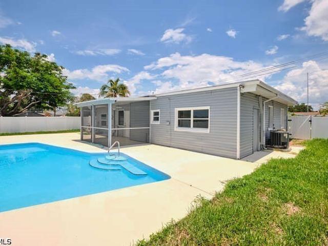 4370 Deleon St, Fort Myers, FL 33901 | Compass