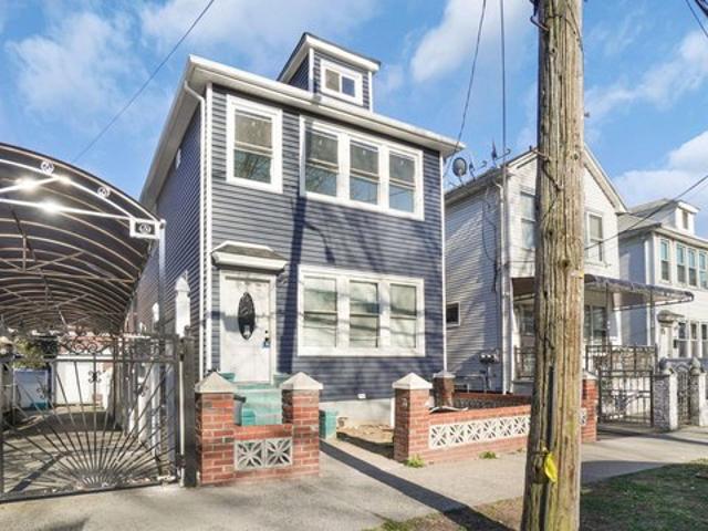 4370 Edson Ave, Bronx, NY 10466