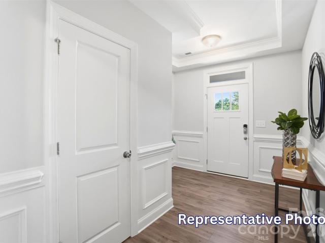 4371 Black Court