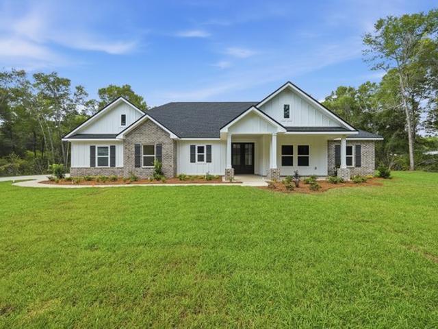 4371 Cooper Ln, Holt, FL 32564