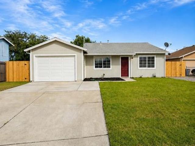 4372 Evelyn Dr, Olivehurst, CA 95961
