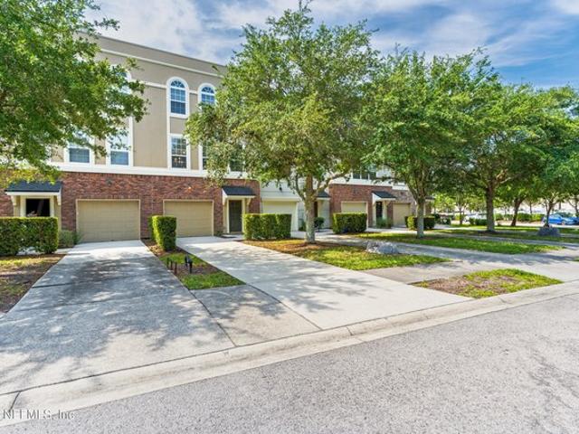 4372 Ellipse Dr, Jacksonville, FL 32246