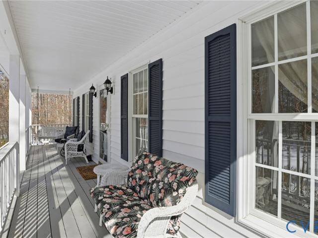 4372 Lynnecross Court