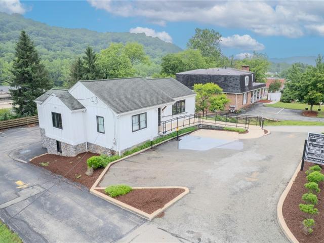 4373 Old William Penn Hwy
