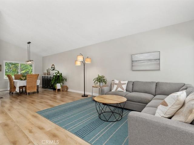 4373 Birchwood