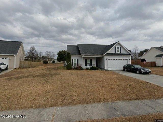 4373 Bristlecone Dr, Ayden, NC 28513