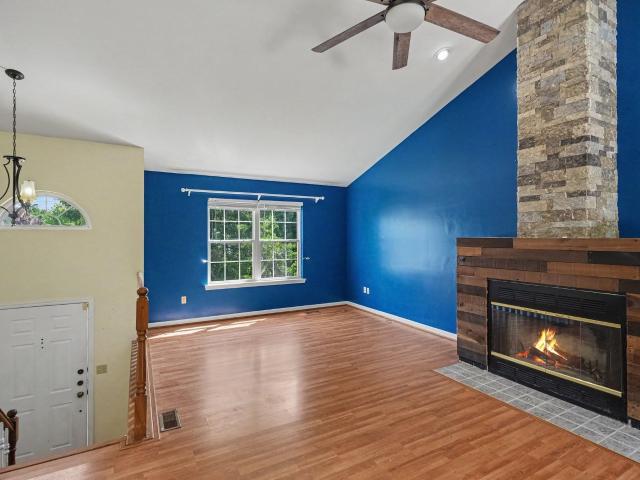 4373 Kidwell Lane