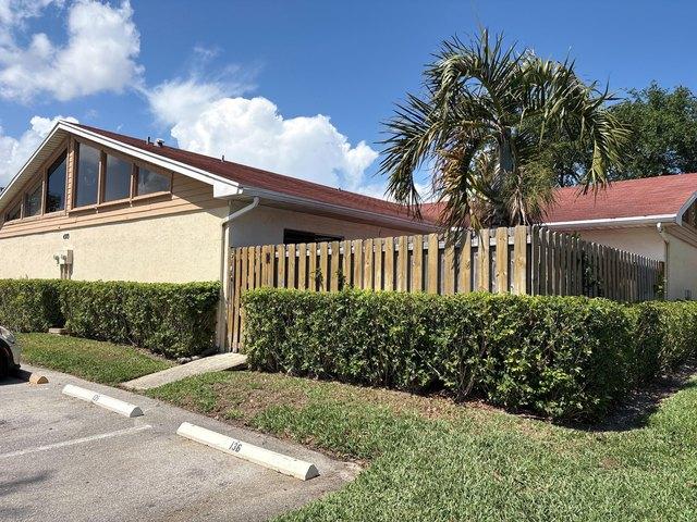 4373 Woodstock Dr Apt D, West Palm Beach, FL 33409