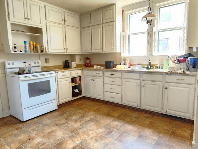 437 7th Street NE