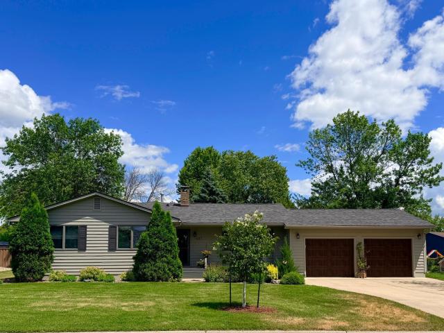 437 Crescent Drive