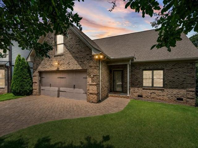437 Ambiance Dr, Spartanburg, SC 29301