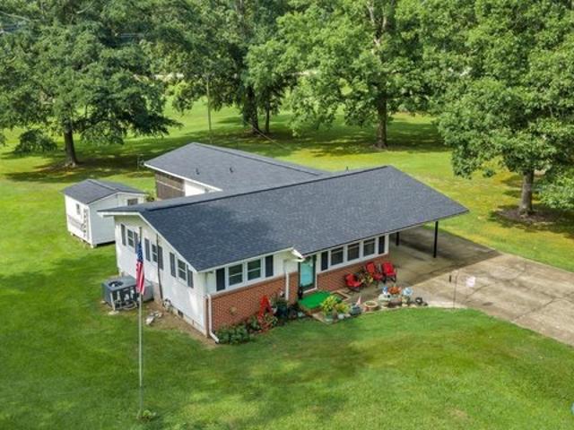 437 Anderson St W, Scottsboro, AL 35769