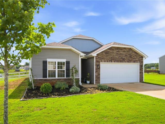 437 Altavista Drive