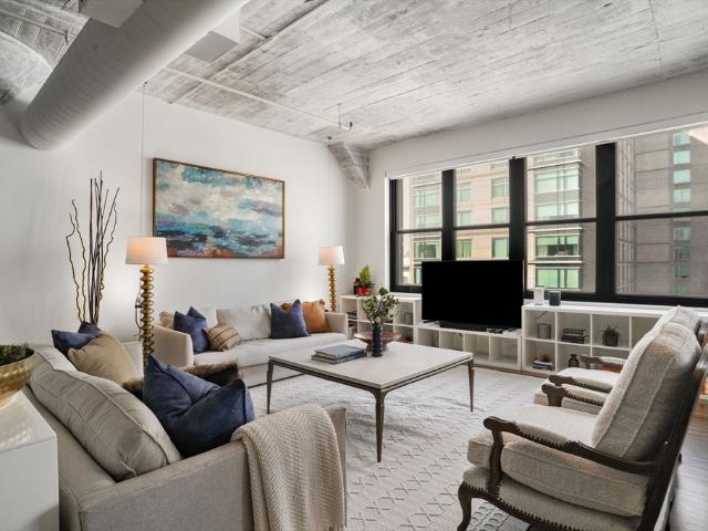 437 D St, Unit 7F, Boston, MA 02210 | MLS #73477