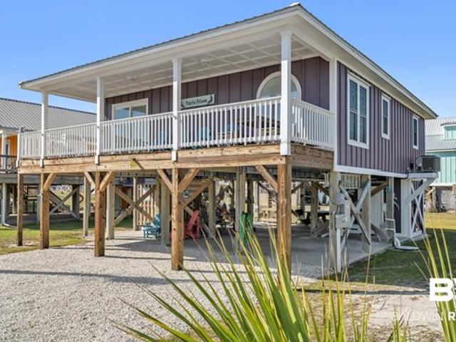 437 E Buchanan Ct, Gulf Shores, AL 36542