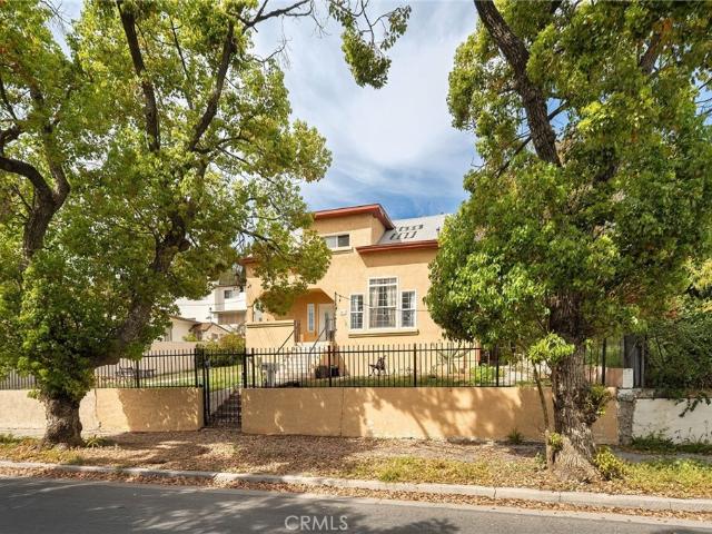 437 Isabel St, Los Angeles, CA 90065 | Compass