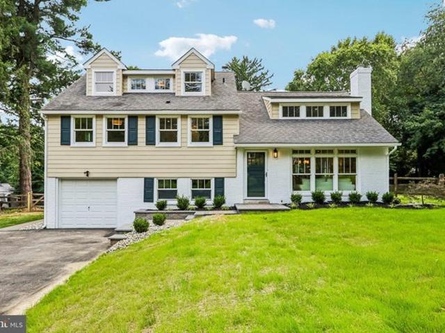 437 Maynard Dr, Wayne, PA 19087