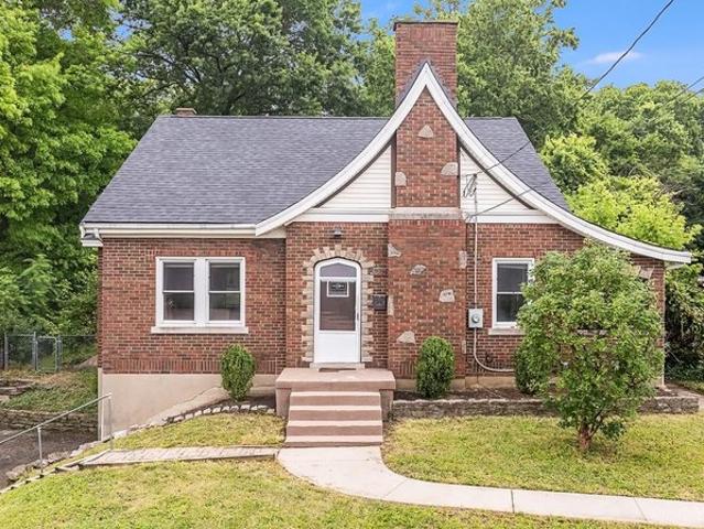 437 Samoht Ridge Rd, Delhi Township, OH 45238