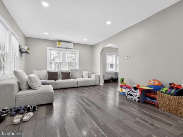 437 Sheridan Avenue