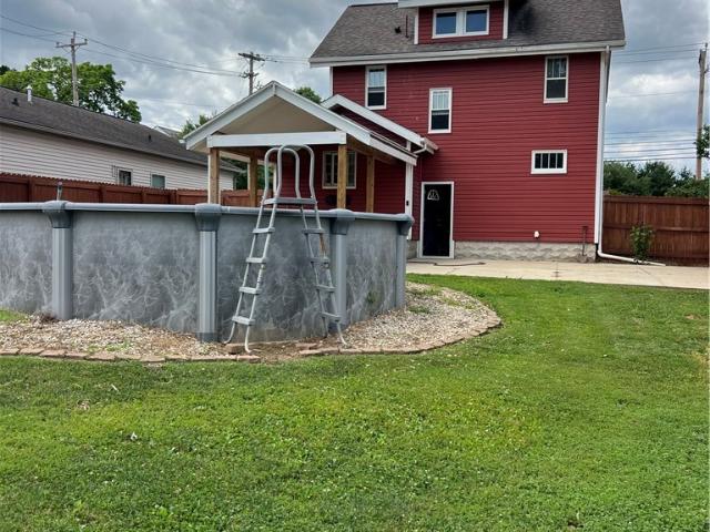 437 SW Bodmer Avenue
