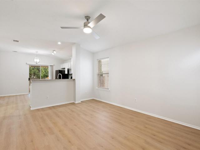 437 Sweet Leaf Ln