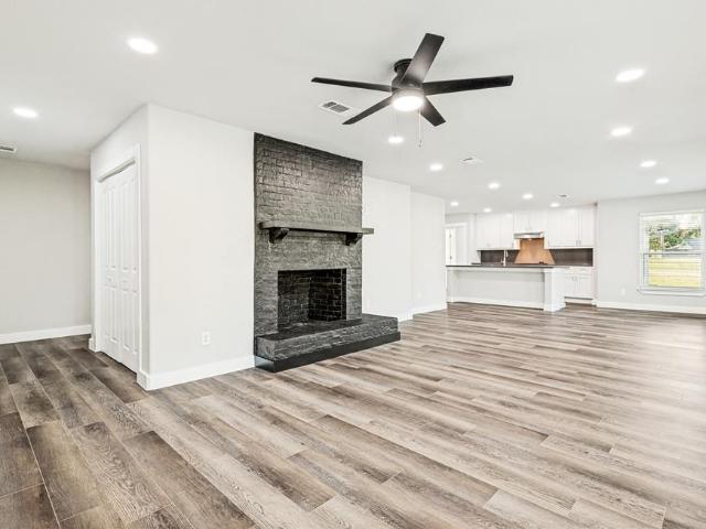 437 peninsula Drive