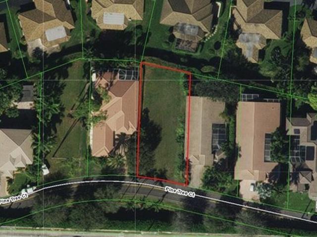 437 Pine Tree Ct, Atlantis, FL 33462