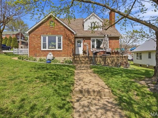 437 W 8th St, Hermann, MO 65041 | MLS #26019