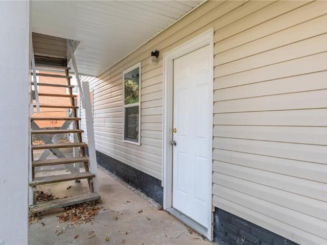 437 W 24th Street