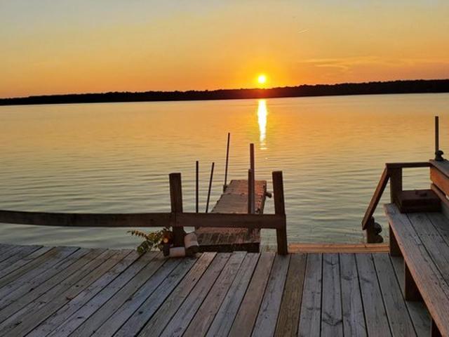 437 W Lewis Shore Rd, Elkton, MD 21921
