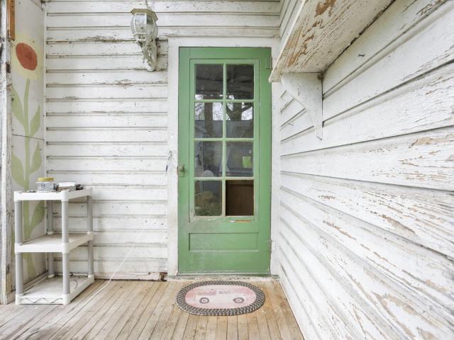 437 Warwick Avenue