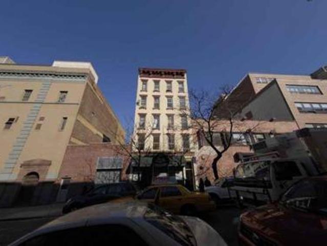 437 West 53rd Street: 2D