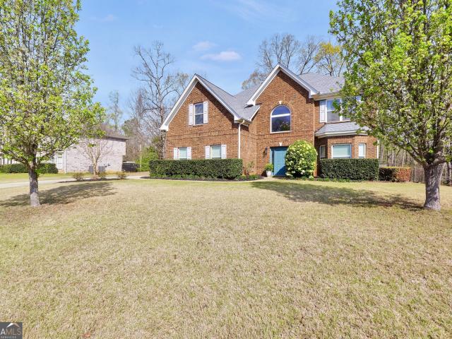437 Trousseau Lane