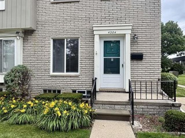 4384 15 Mile Rd Unit 63, Sterling Heights, MI 48310
