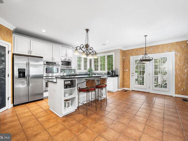 43852 Goshen Farm Court