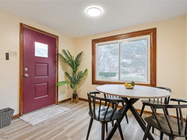 4385 W 229th Street