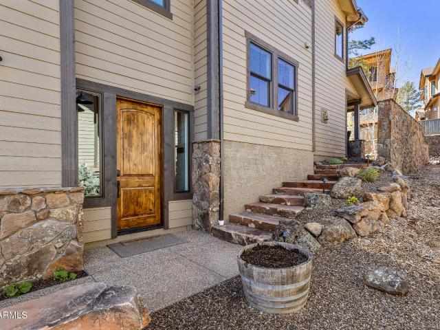 4385 W Arabian Trail