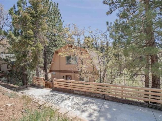 43869 Mendocino Dr, Big Bear Lake, CA 92315