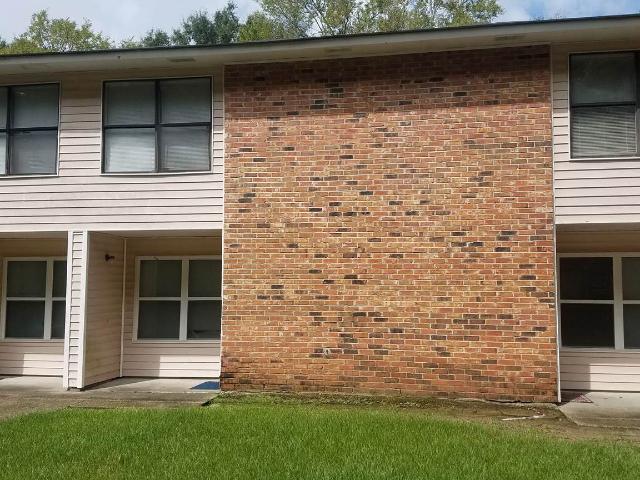 4386 Jefferson St 2 beds, 1 full bath