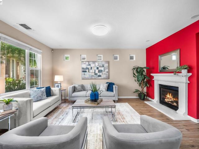 4386 Laird Circle