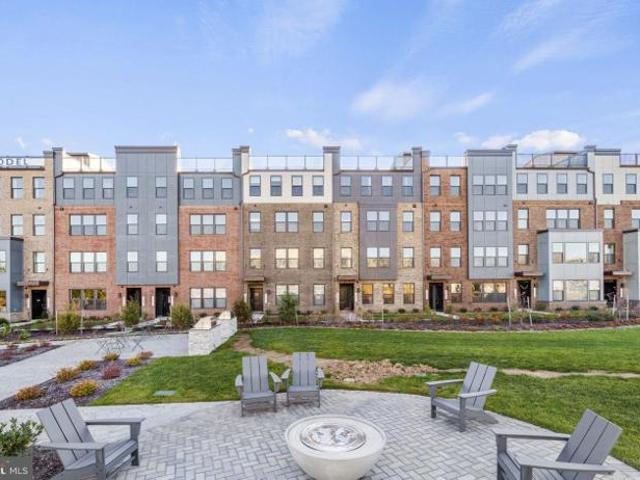 43881 Circut Ct, Ashburn, VA 20147