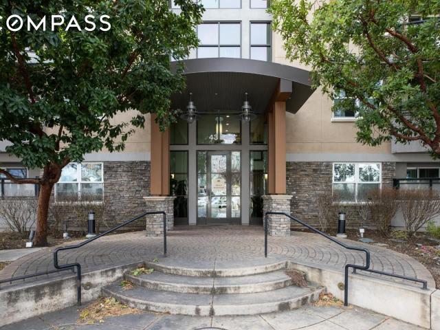 4388 El Camino Real 130, Los Altos, CA
