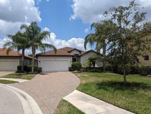 4389 Madagascar Palm Wy, Naples, FL 34119