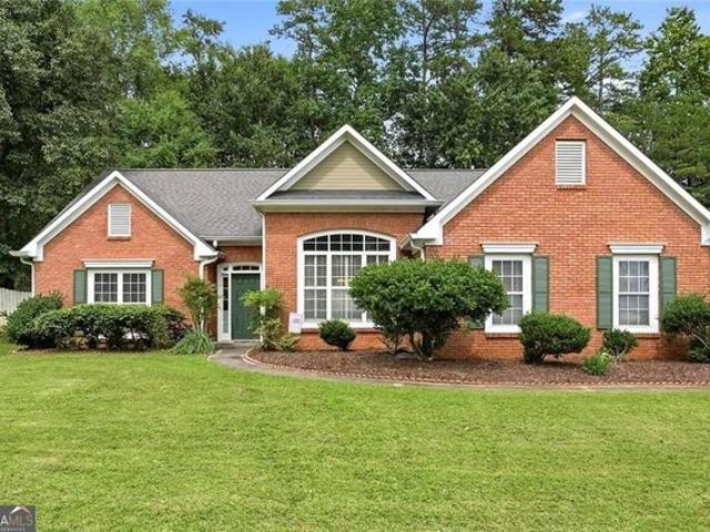 4389 Chatham View Dr, Buford, GA 30518