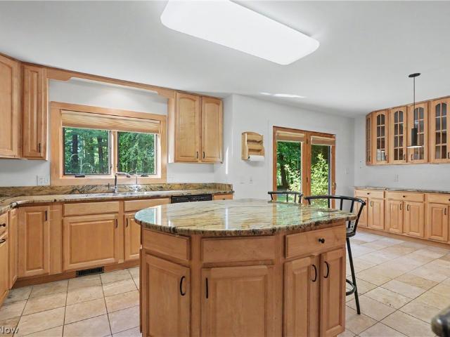 4389 Everett Road