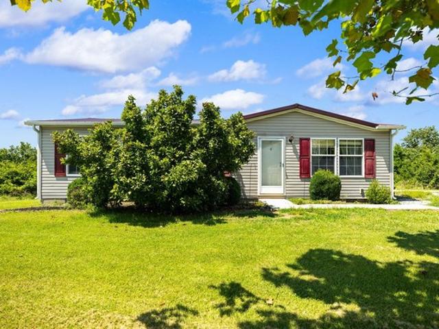 4389 Snake Lick Rd, Berry, KY 41003