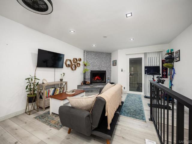 4380 Temecula St 4
