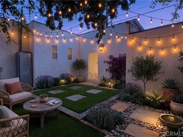 4380 W 28th St, Los Angeles, CA 90018